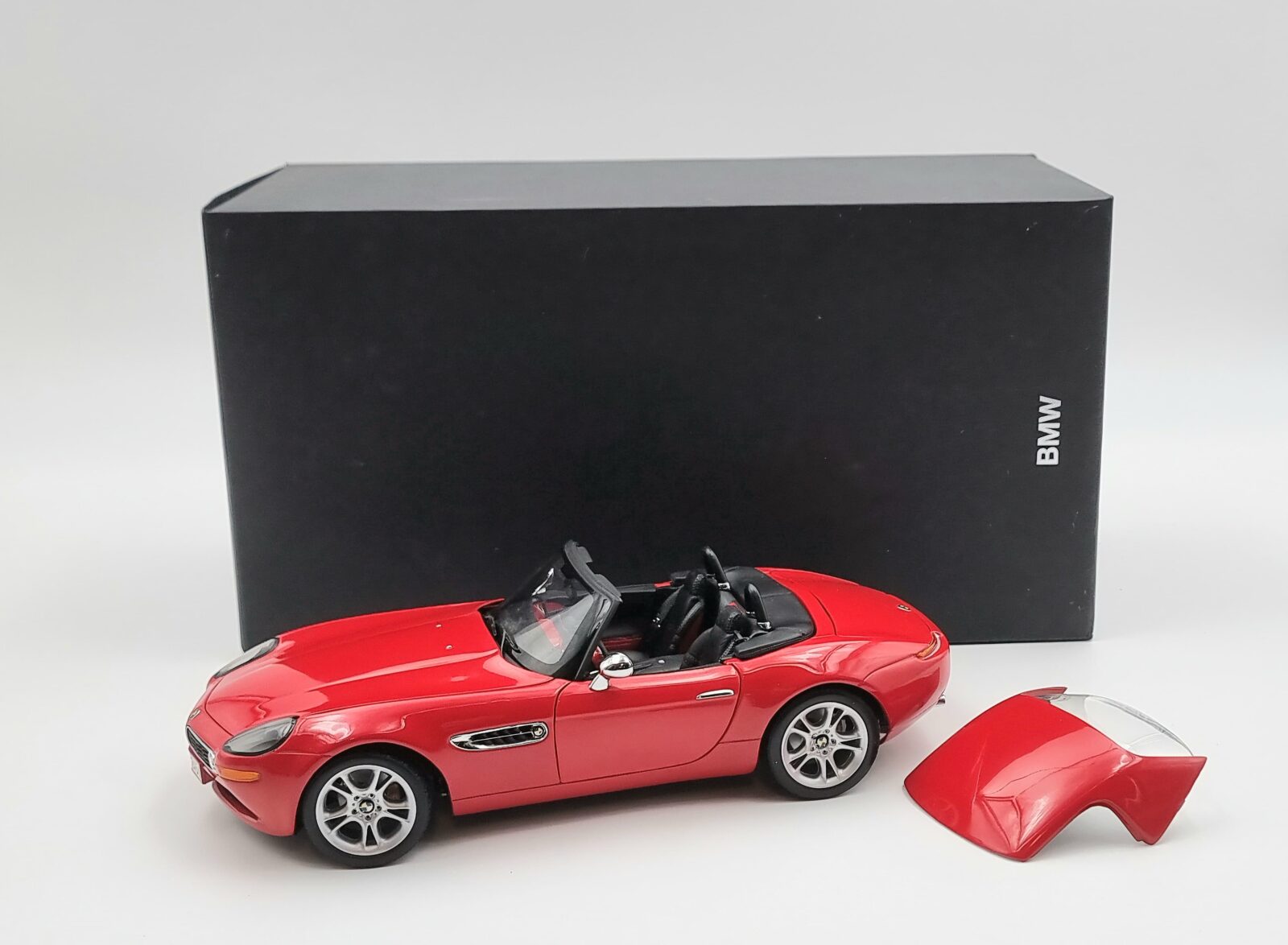 Macheta BMW Z8 Roadster Kyosho - CollectorsCorner